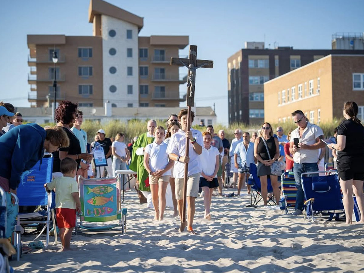 From Pews to the Pier: New York Catholics Bring Sunday Mass to the Beach