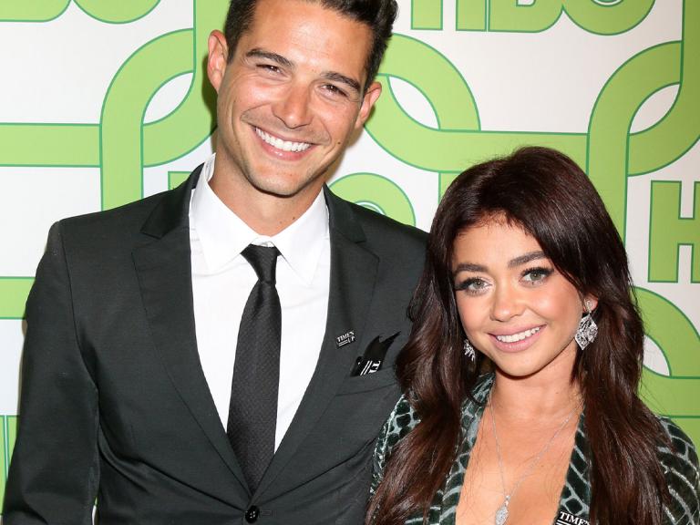 'Modern Family Star' Sarah Hyland and Wells Adams Marry After 3-Year ...
