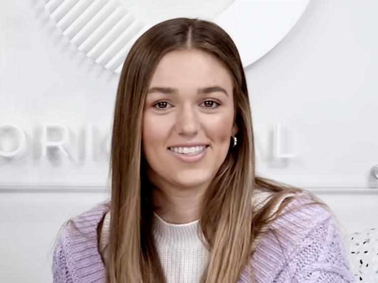 Sadie Robertson Huff Says We Shouldn't Apply Bible Verses About ...