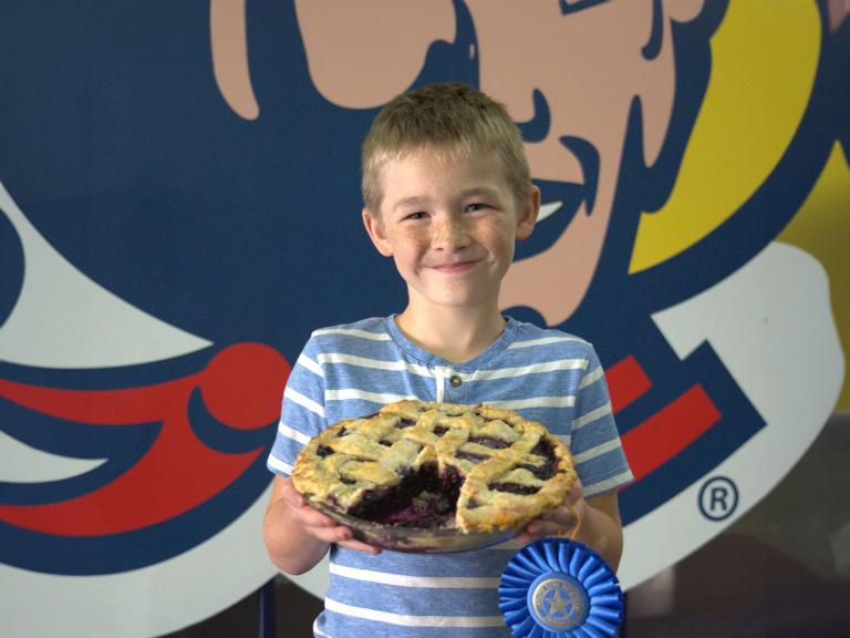 7-Year-Old Allen Gage Bakes His Way to Blue Ribbon Glory at the State ...
